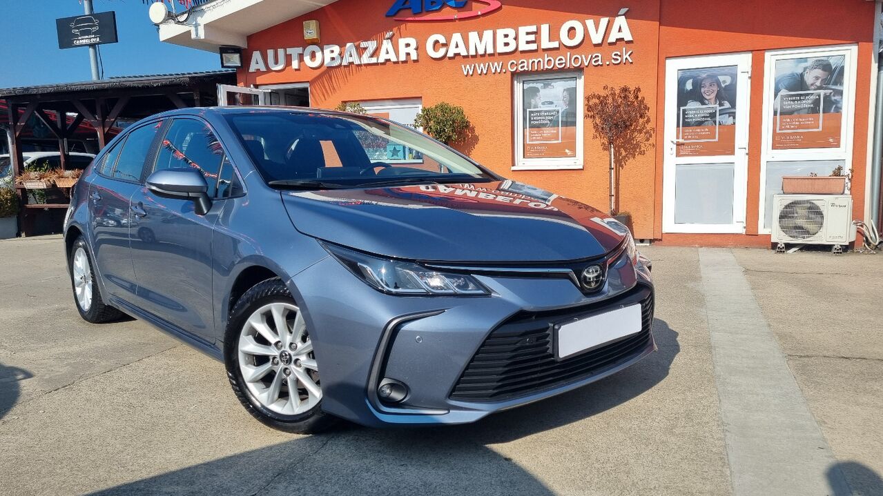 Toyota Corolla 1.5 hečbek