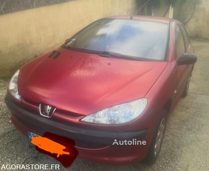 Prodaje se Peugeot 206 hečbek na aukciji