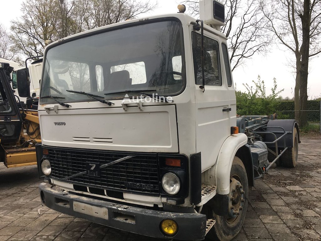 Volvo F7 kamion rol kiper