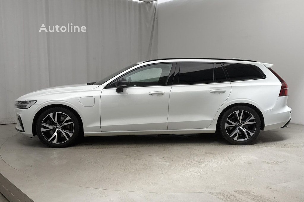 Prodaje se Volvo V60 karavan na aukciji