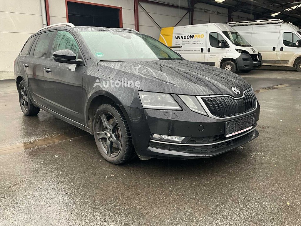 Prodaje se Škoda OCTAVIA karavan na aukciji