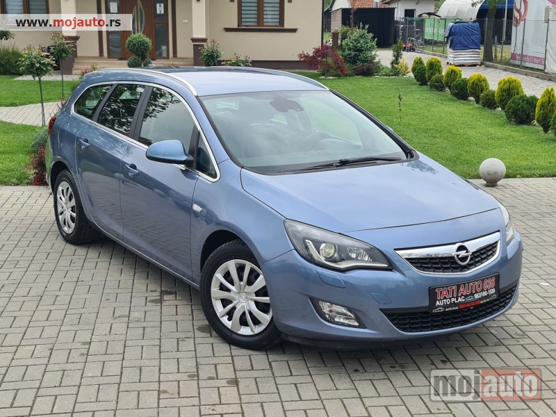 Opel Astra 1.7 CDTI COSMO