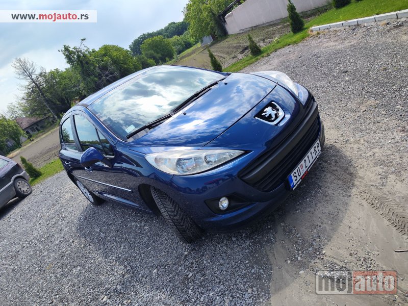 Peugeot 207 1.4 16V