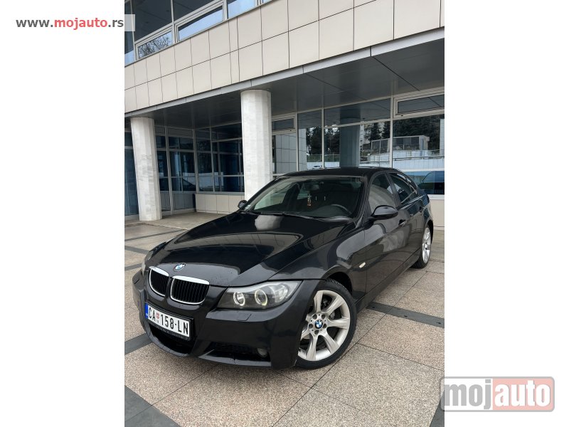 BMW 318 E90