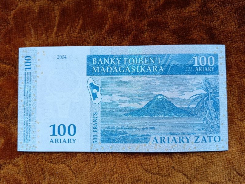 Madagaskar 100 ariary,2004 god.UNC