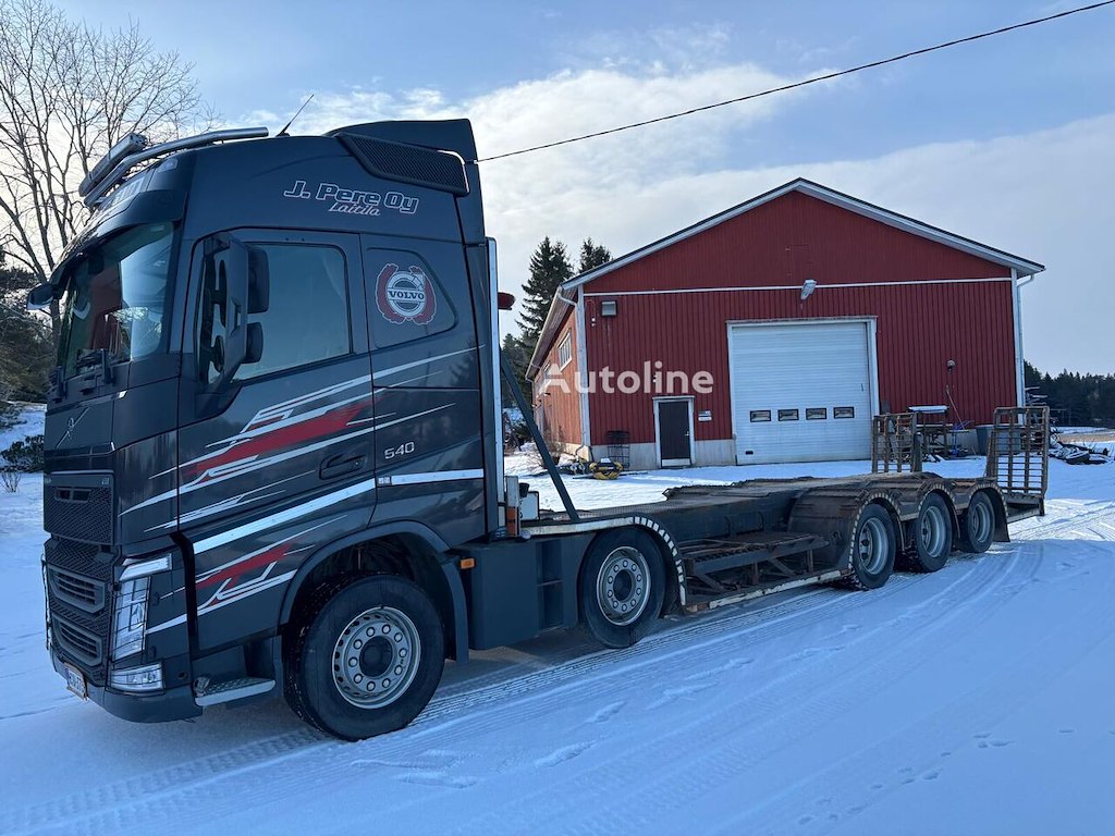 Volvo FH540 10×4/6 autotransporter