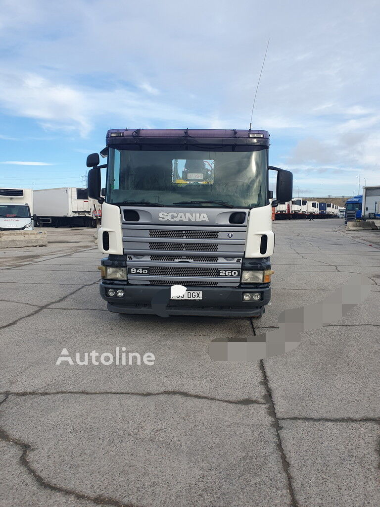 Scania 94L autotransporter