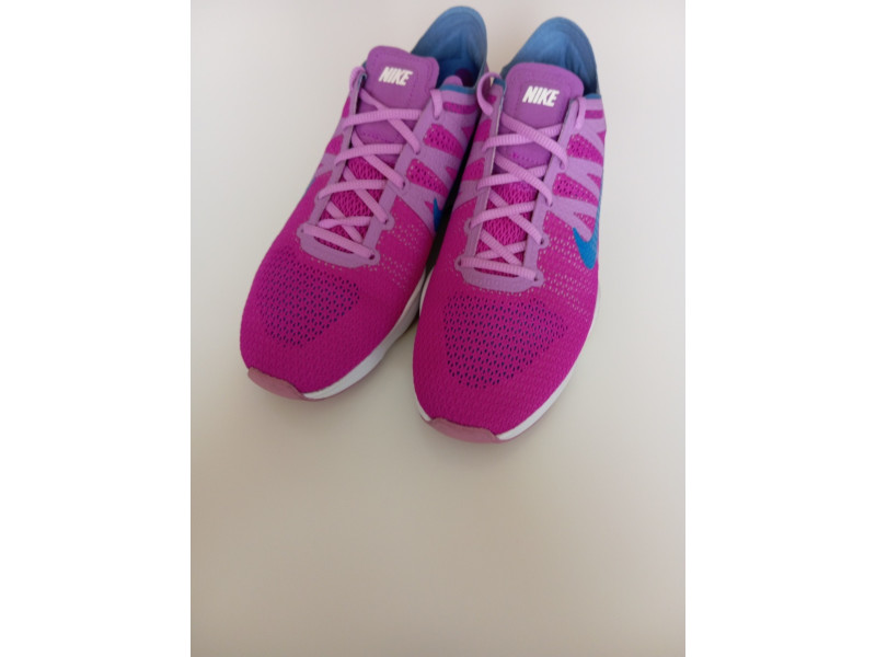 NIKE ZOOM original patike za sport NOVO 40.5