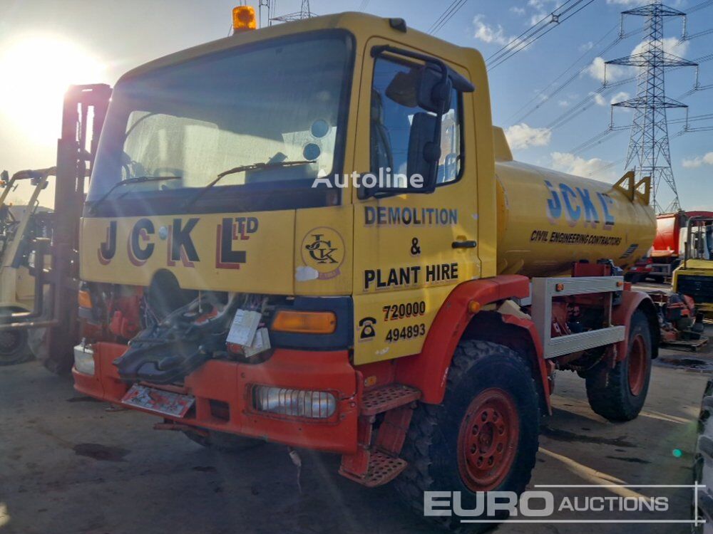 Prodaje se Mercedes-Benz 4x2 Fuel Tanker Lorry, Manual Gearbox (Clutch Issues, Parts Miss autocisternu za gorivo na aukciji