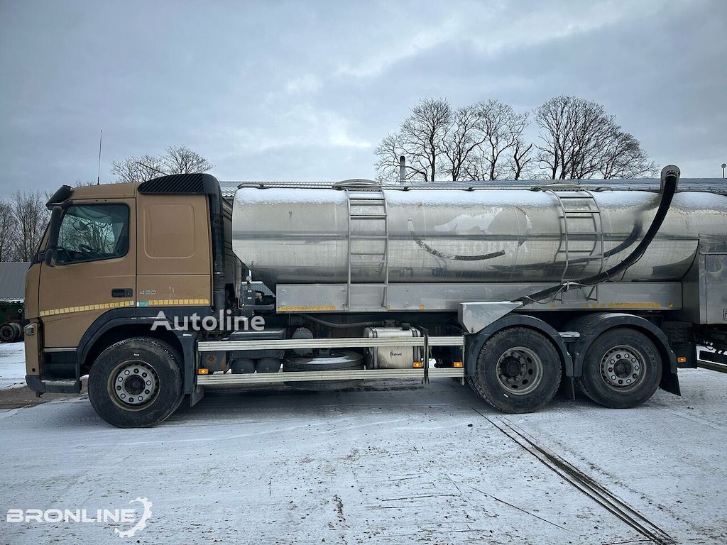 Prodaje se Volvo FM450 autocisternu na aukciji