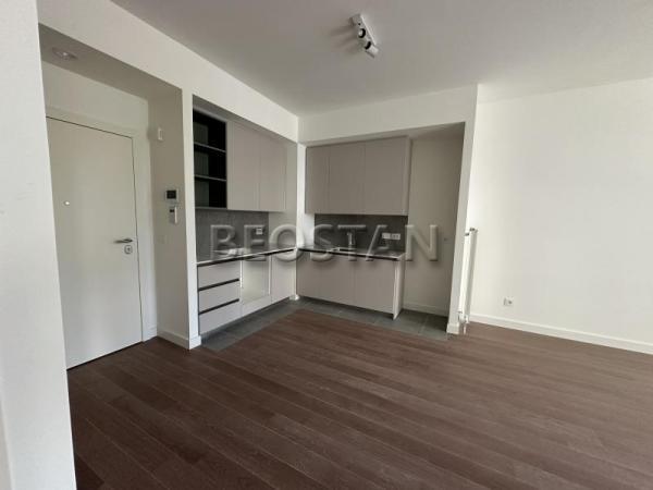 Savska, Dvosoban stan za izdavanje, 65m2, 1.500€