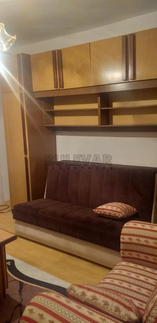 Branka Miljkovića, Dvosoban stan za izdavanje, 86m2, 250€