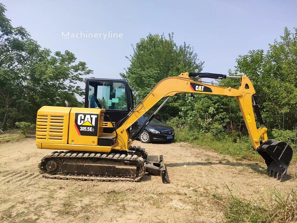 Caterpillar 305.5E2 bager guseničar