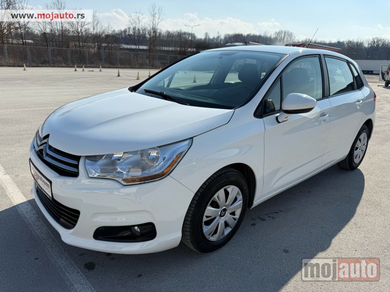 Citroen C4 1.4 KREDITI NA LICU MESTA