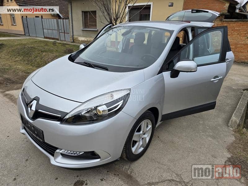 Renault Scenic XMOD BOSE