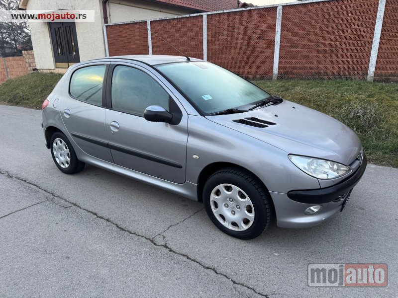 Peugeot 206 1,4Hdi Ocuvan i lep auto