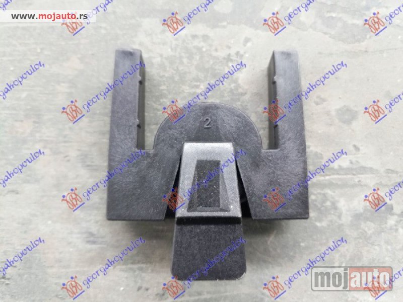 NOSAC HLADNJAKA GORNJI PLASTICNI (L=D) Mazda 6 13-16 -dostupno