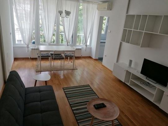 Konjarnik, 54m2, dvosoban, renoviran, pet friendly