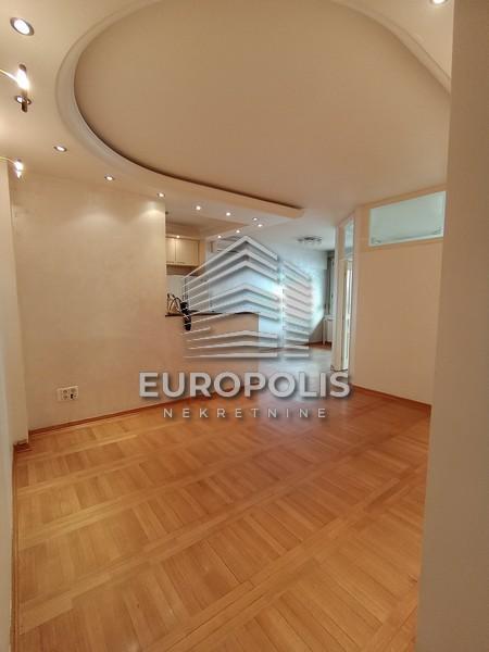 Poslovni prostor, Španskih boraca, 3.5 ID#7147 800 €