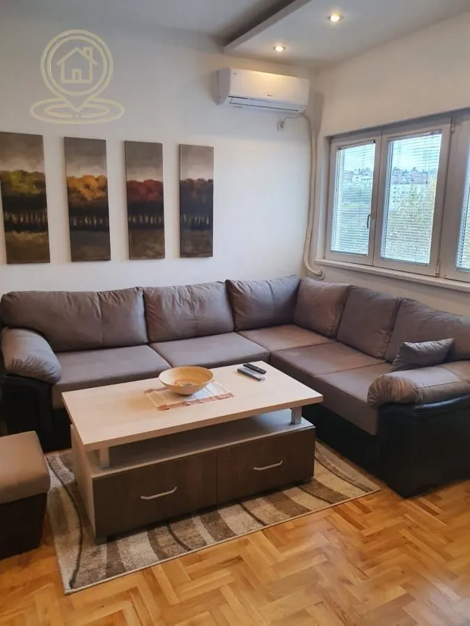 Izdavanje, dvosoban stan, 80m2, Mirijevo, Beograd