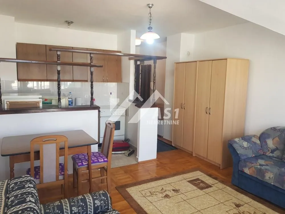 Izdavanje, jednosoban stan, 30m2, Sajam, Novi Sad, Novi Sad