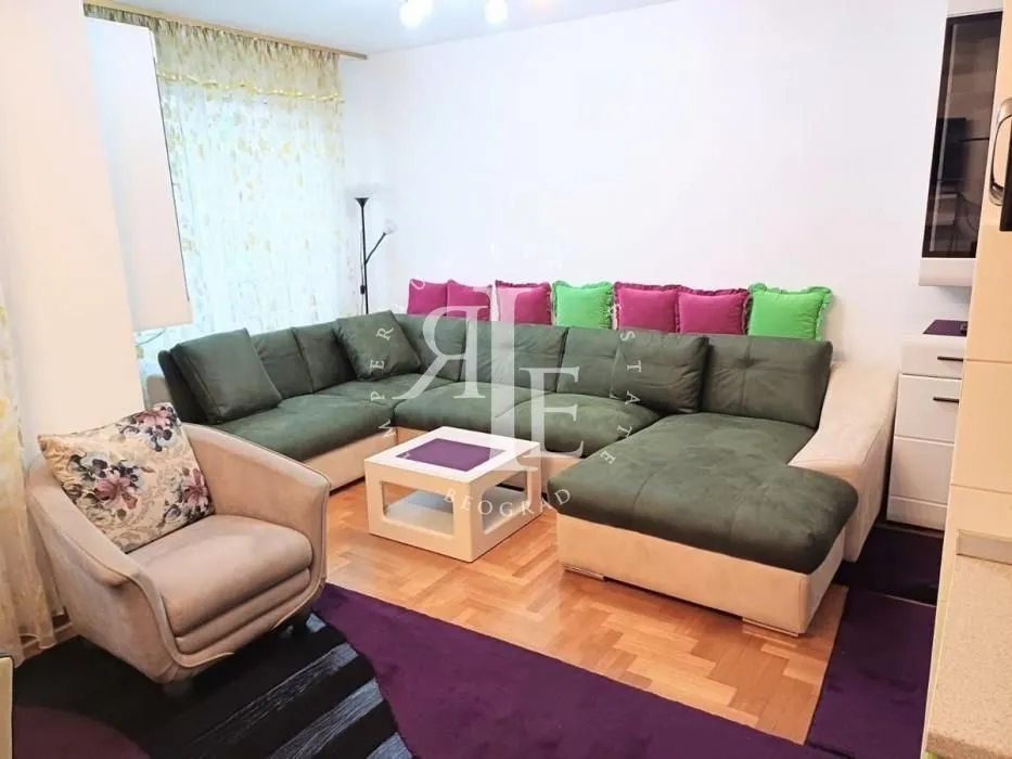 Izdavanje, trosoban stan, 80m2, Voždovac, Beograd