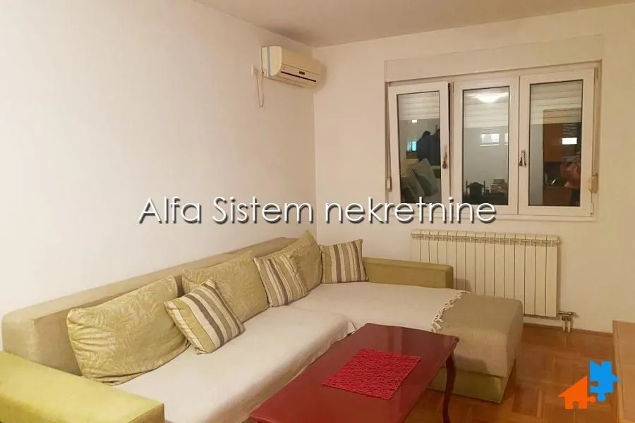 Izdavanje, dvosoban stan, 50m2, Đeram Pijaca, Beograd