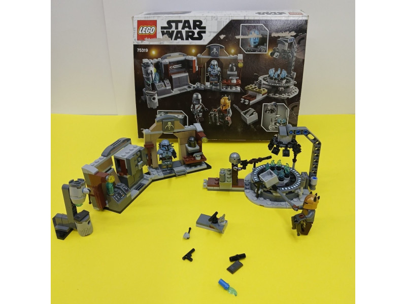 LEGO - STAR WARS 75319 The Armorer's Mandalorian Forge