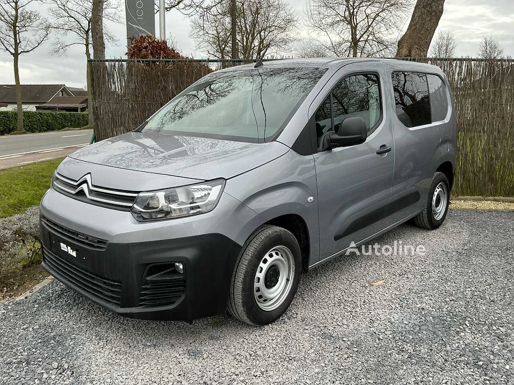 Prodaje se Citroen Berlingo laki furgon na aukciji