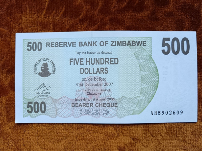 Zimbabve 500 dolara,2007 god.UNC