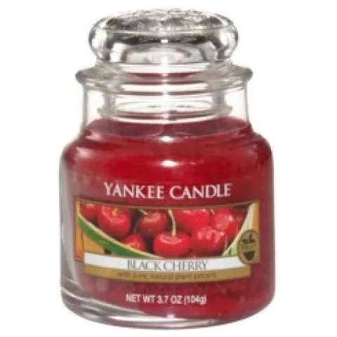 Black Cherry - Yankee Candle mirisna sveća S (trešnja)