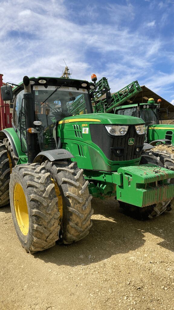 John Deere 6130R traktor točkaš