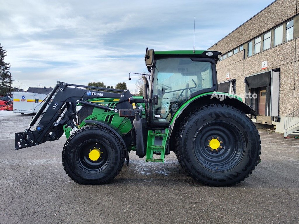 Prodaje se John Deere 6125R Traktor med lasteapparat traktor točkaš na aukciji