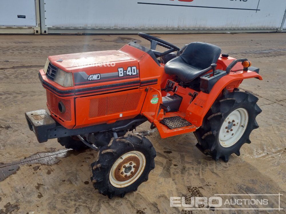 Prodaje se Kubota B40 mini traktor na aukciji