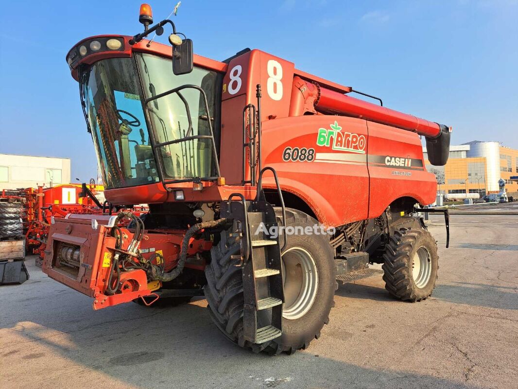 Novi Case IH AF6088 kombajn za žito