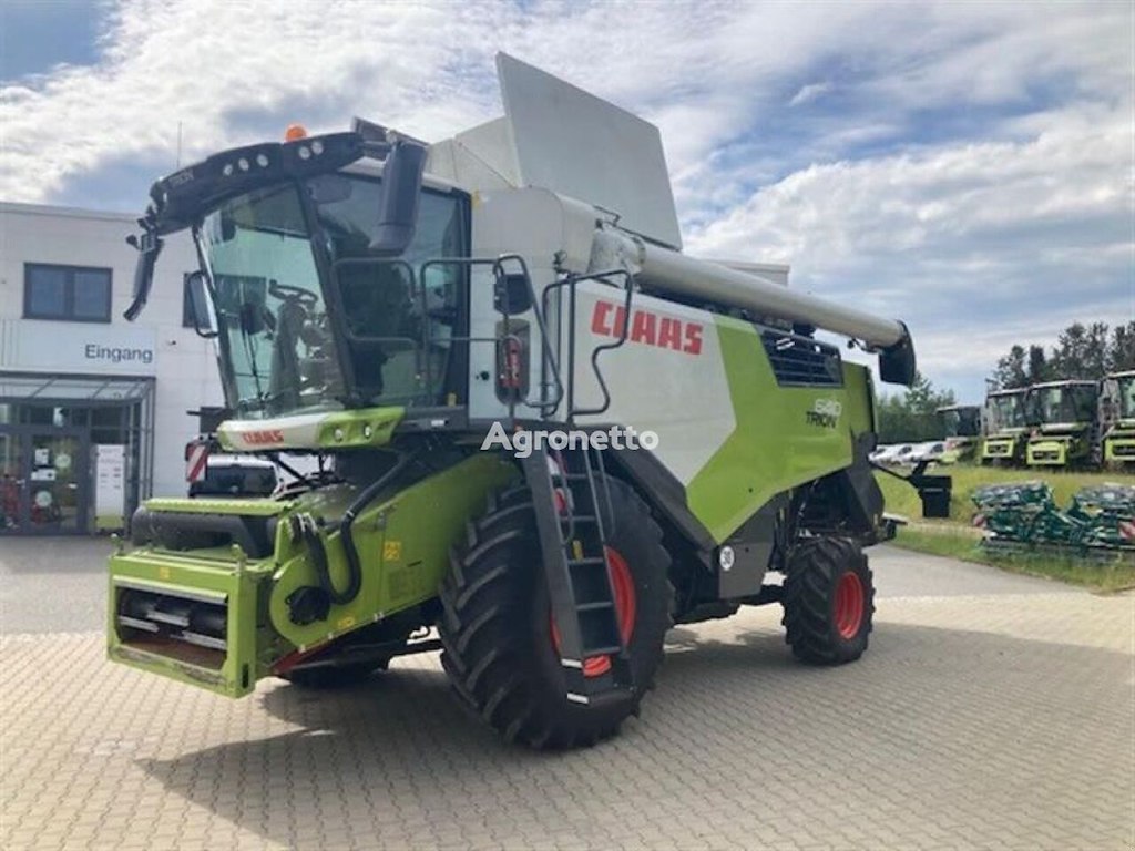 Novi Claas MÄHDR. TRION 640 + V770 kombajn za žito