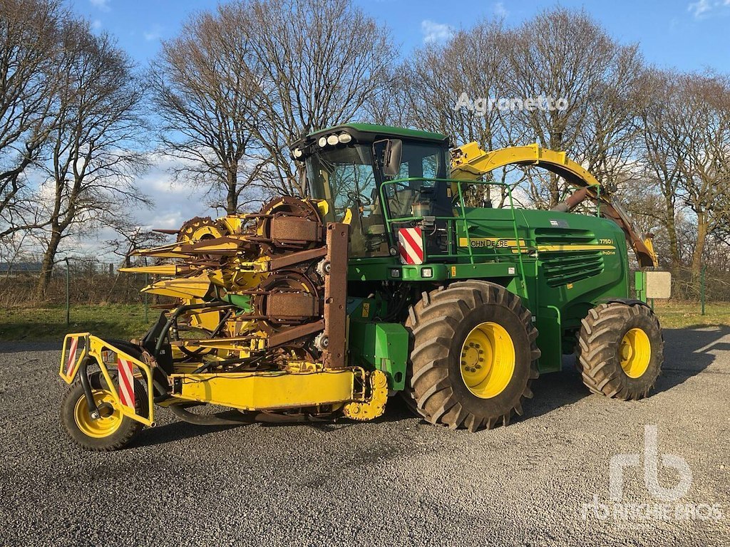 Prodaje se John Deere 7750I 4WD krmni kombajn na aukciji