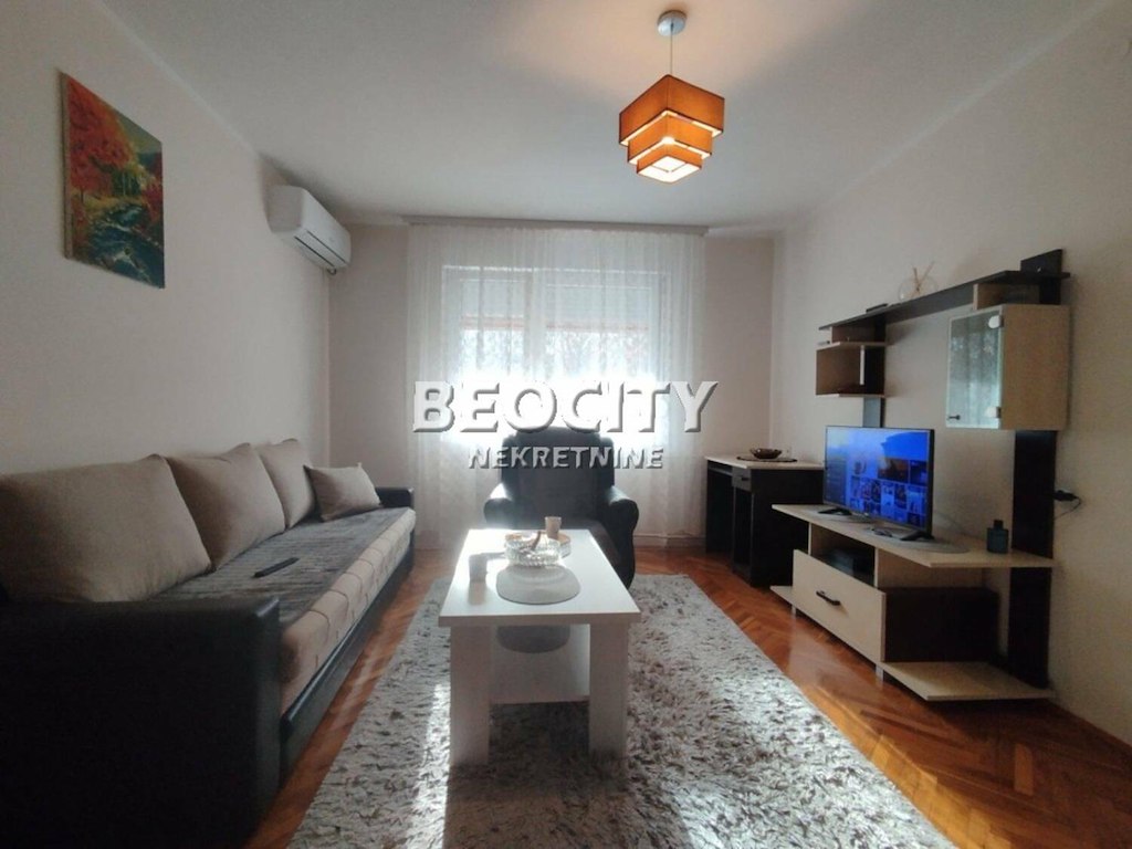 Novi Sad, Železnička Stanica, Omladinskog pokreta, 1.0, 30m2, 330EUR