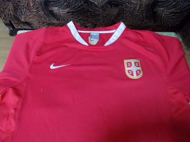 Srbija - originalni Nike dres - M velicina