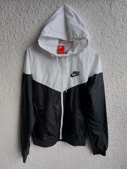 NIKE windrunner