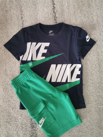 Original Nike komplet 6-7 (116-122cm)