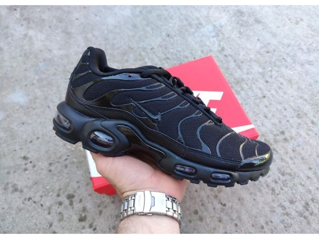 Nike TN Tripple Black