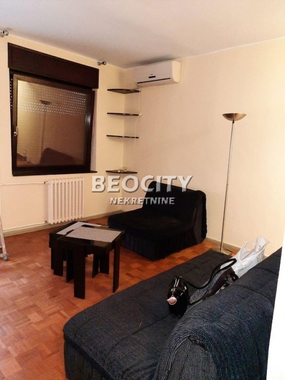 Novi Sad, Sajam, Pasterova, 0. 5, 30m2, 300EUR