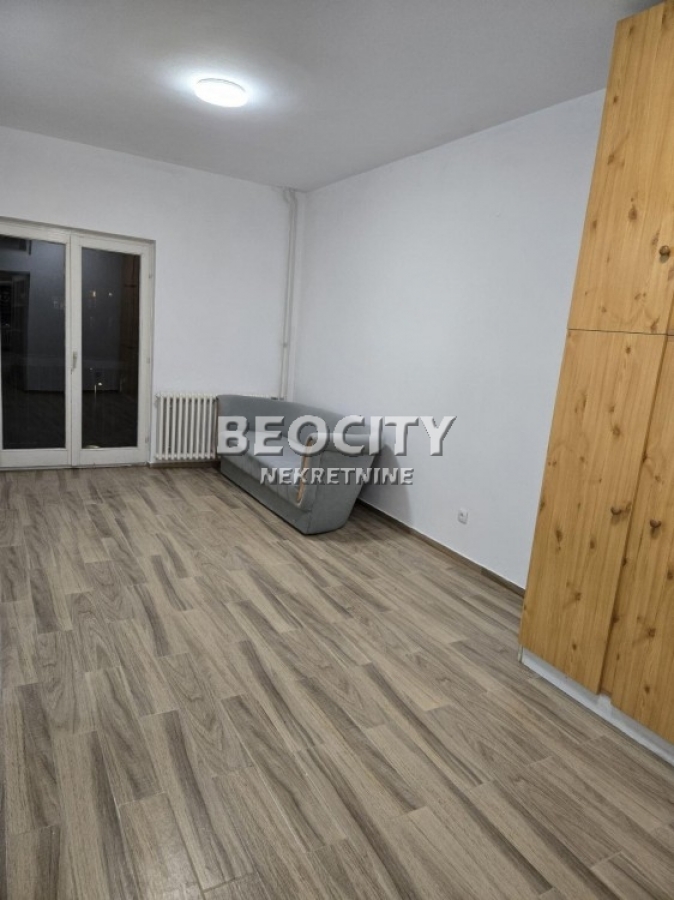 Novi Sad, Centar, Maksima Gorkog, 3. 0, 72m2, 700EUR