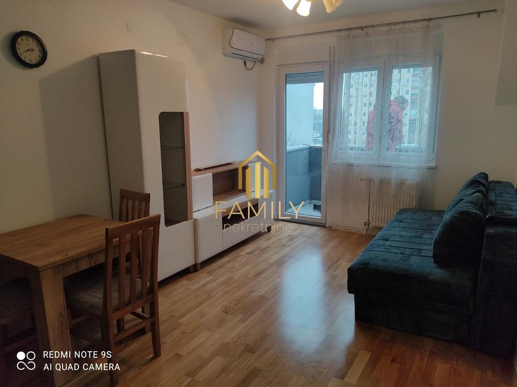 Izdaje se jednoiposoban stan na Novom Naselju, 35m2