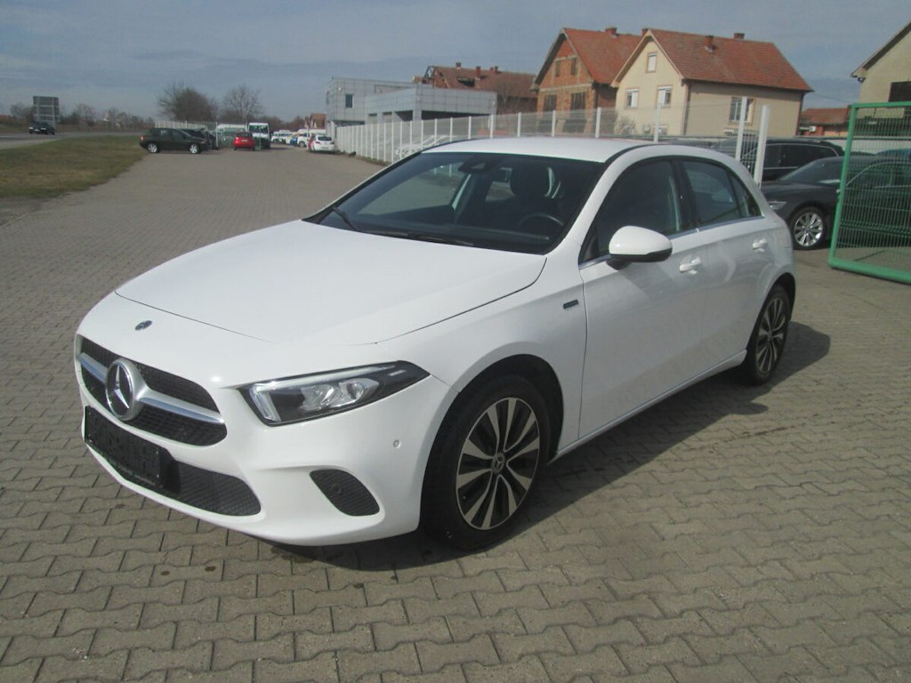 2021 Mercedes Benz A 250 e phev eqpower