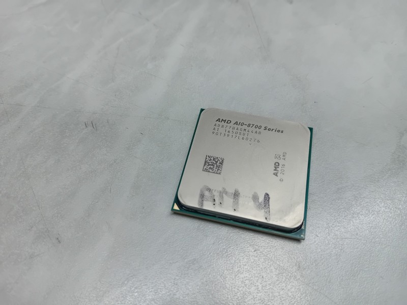 A10 8770 4 core 3.50ghz soket AM4 ispravan