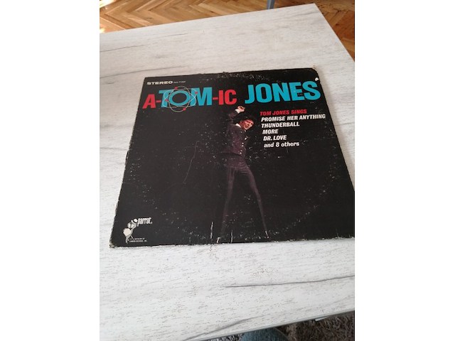 Tom Jones - Thunderball