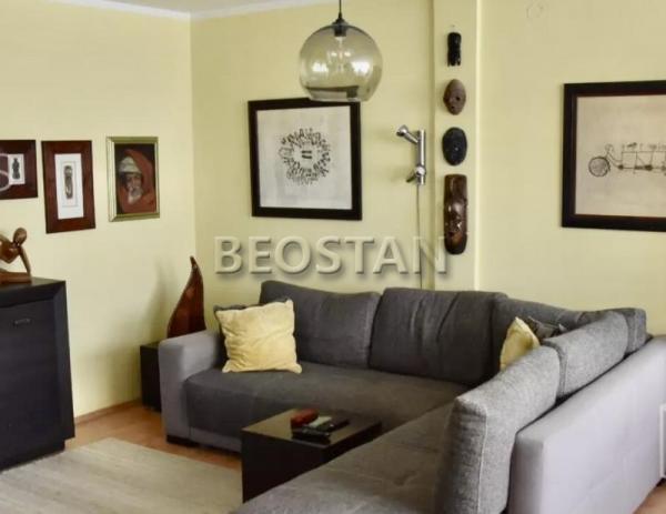 Omladinskih Brigada, Dvoiposoban stan za izdavanje, 70m2, 900€