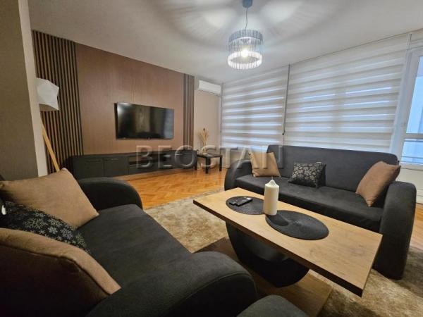 Gandijeva, Dvosoban stan za izdavanje, 70m2, 800€